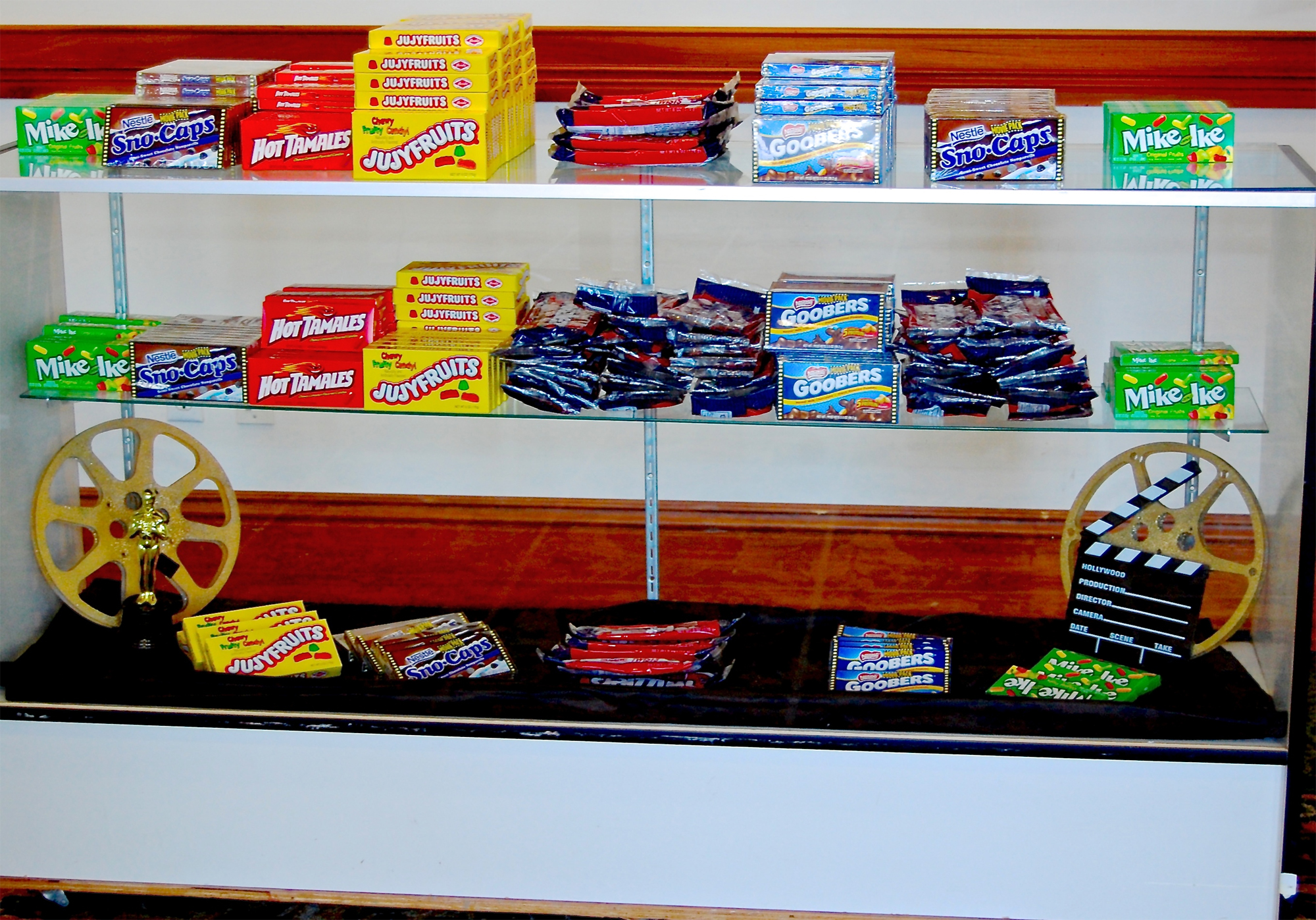 Element - Candy Display Example #2 - Los Angeles Party Designs